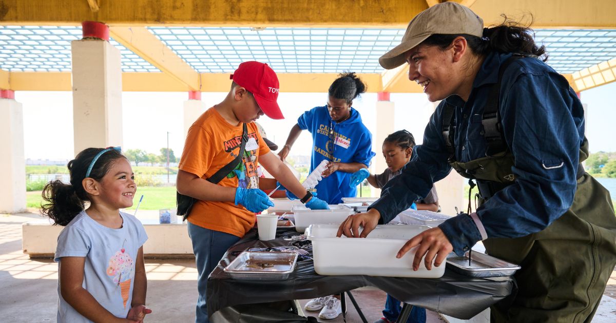 How to Create More Inclusive Volunteer Experiences on Public Lands ...